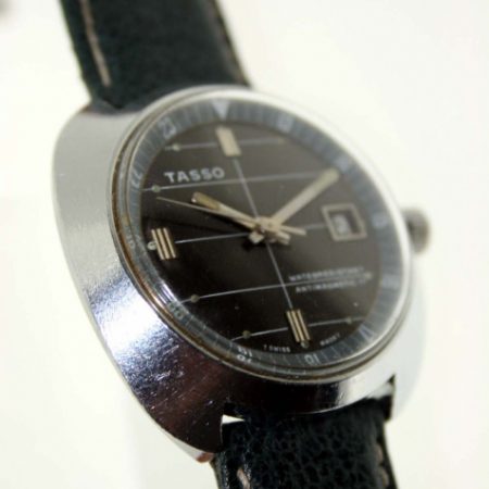 Vintage 1970s Large Cased Classic 70s Sports Model with 24hr Outer Dial ...