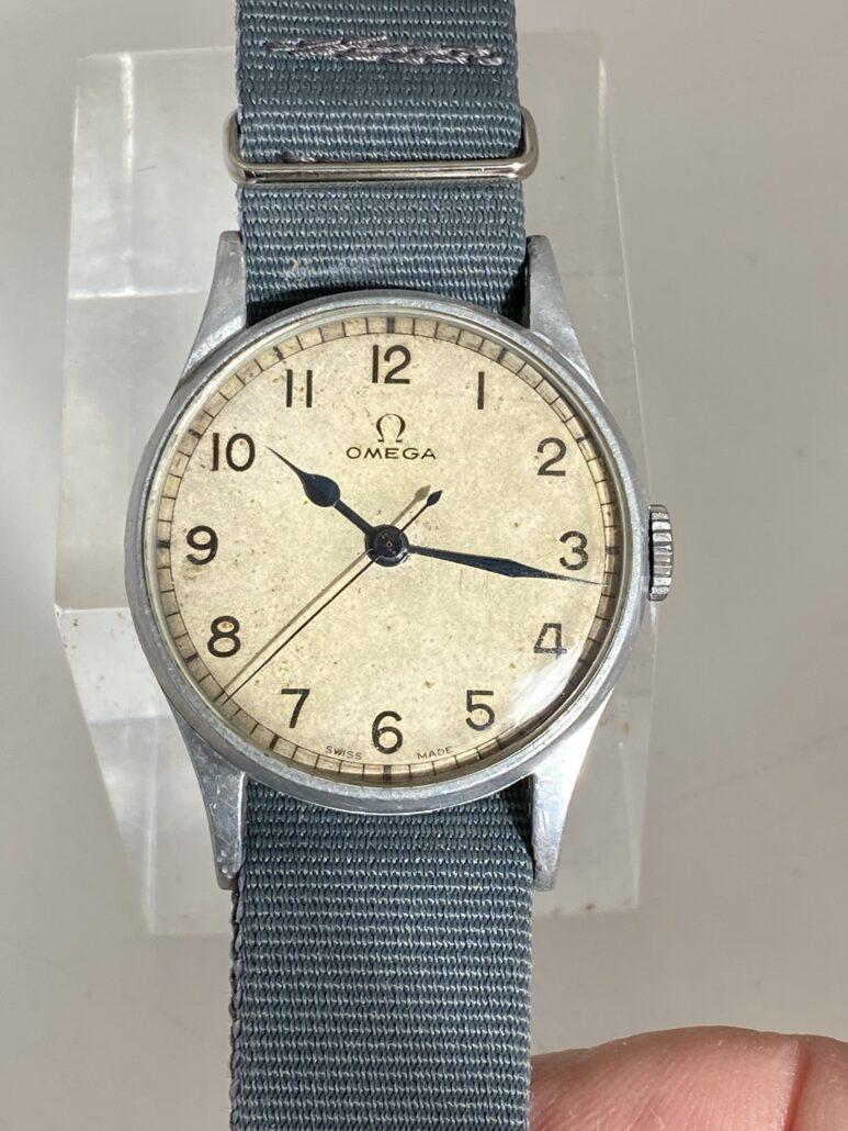 1943 Omega R.A.F. WW2 Pilot’s Watch Ref. 2292 Military Issue 6B/159 ...